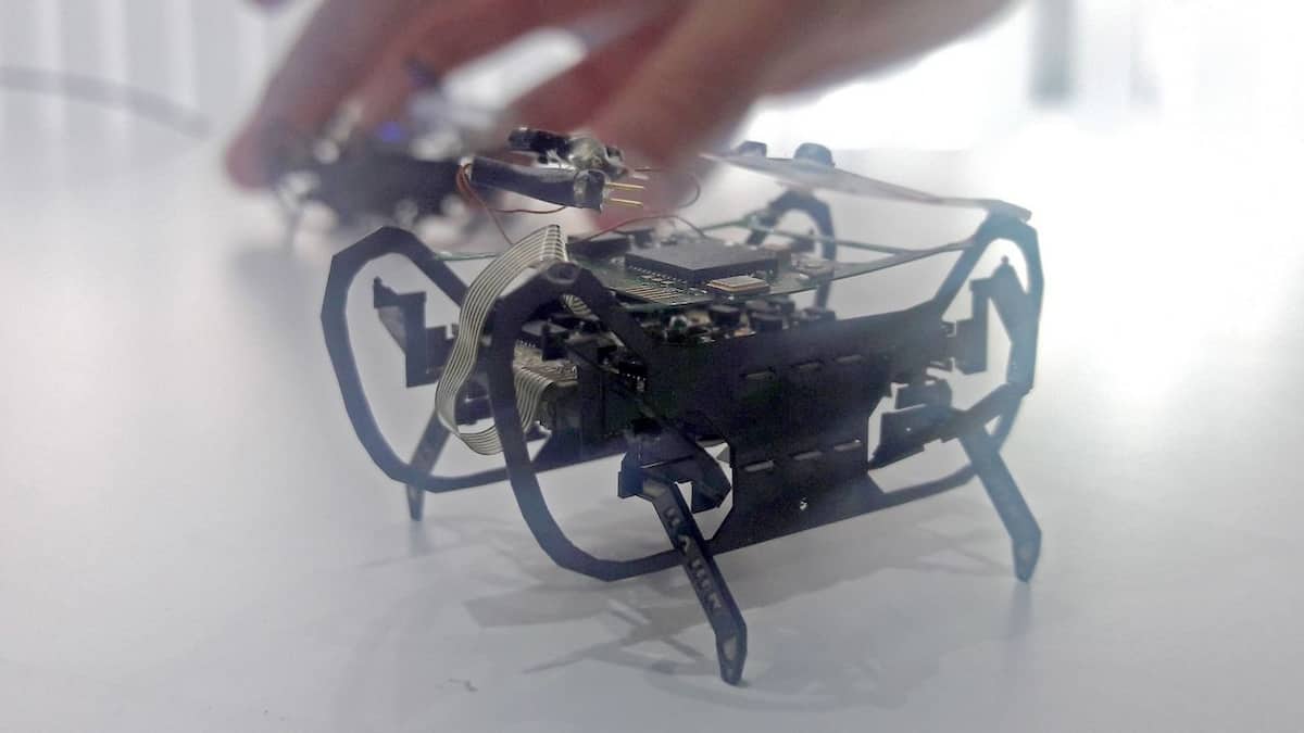 Rolls-Royce plans to use snake, cockroach-inspired robots to inspect ...