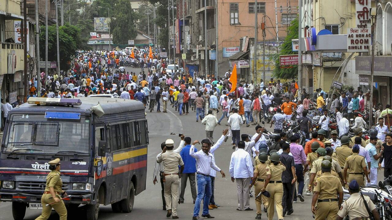 Maratha quota stir: Police books over 4,000 for violence in Chakan near Pune, no arrests yet ...