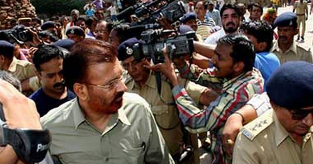 Gujarat govt clears post-retirement promotion to DG Vanzara ...