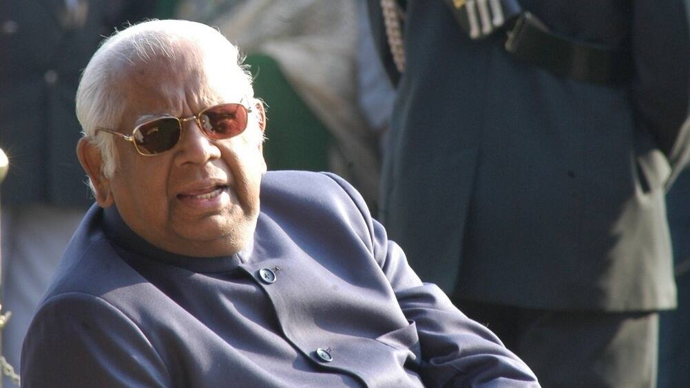 Somnath Chatterjee dies at 89: Eventful political career of ups and ...