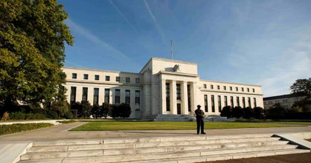 US Fed leaves rates unchanged with economy growing 'strongly', stays on ...