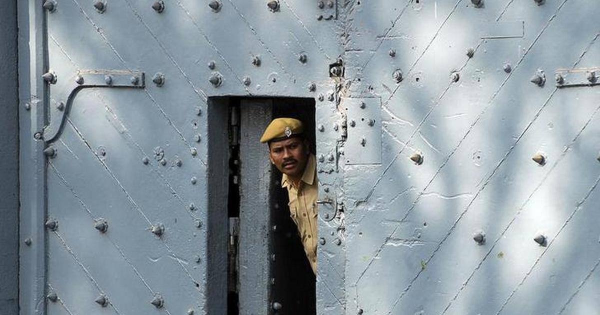 West Bengal govt shifts 14 Pakistani inmates to high-security cells ...