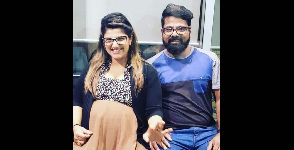 Judwaa actress Rambha and her husband Ithiran welcome their third child ...