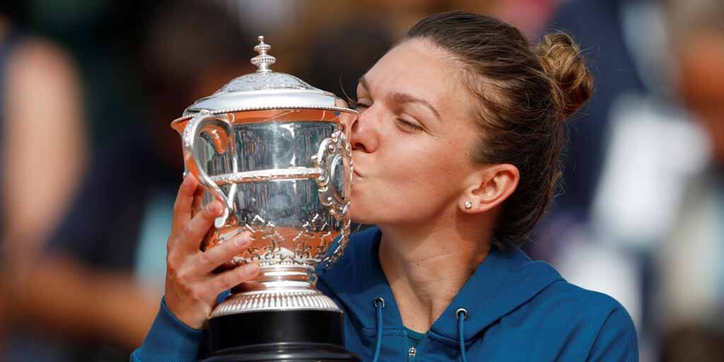 Simona Halep ends 2018 as No 1 for second year in a row despite back ...