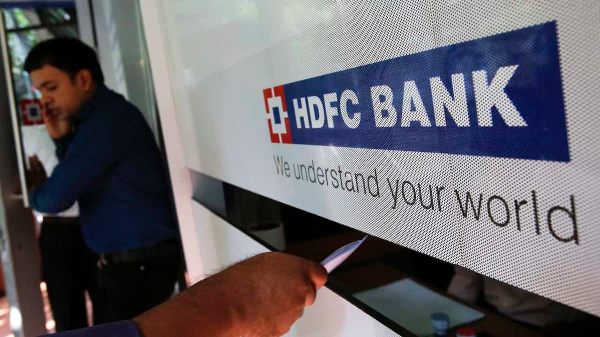 HDFC Bank's new Next-Gen mobile banking app down for the fourth ...