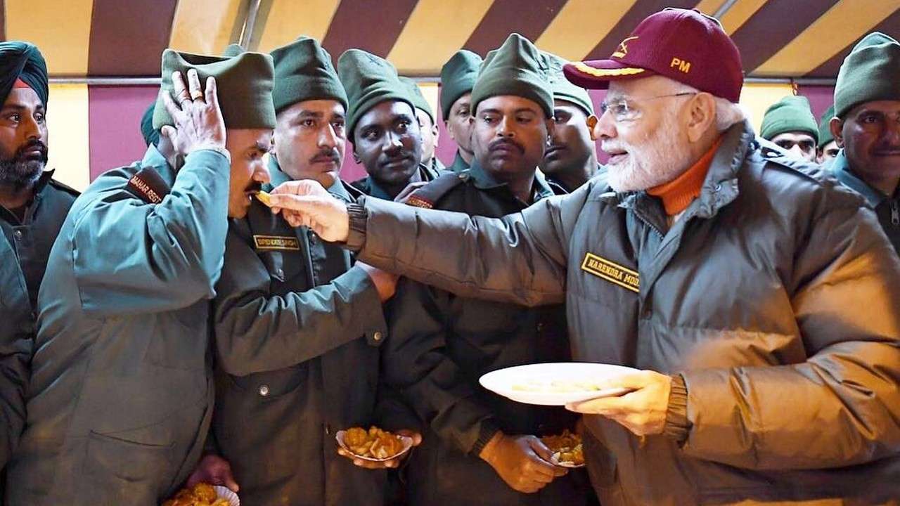 Narendra Modi celebrates Diwali with army, ITBP personnel in ...