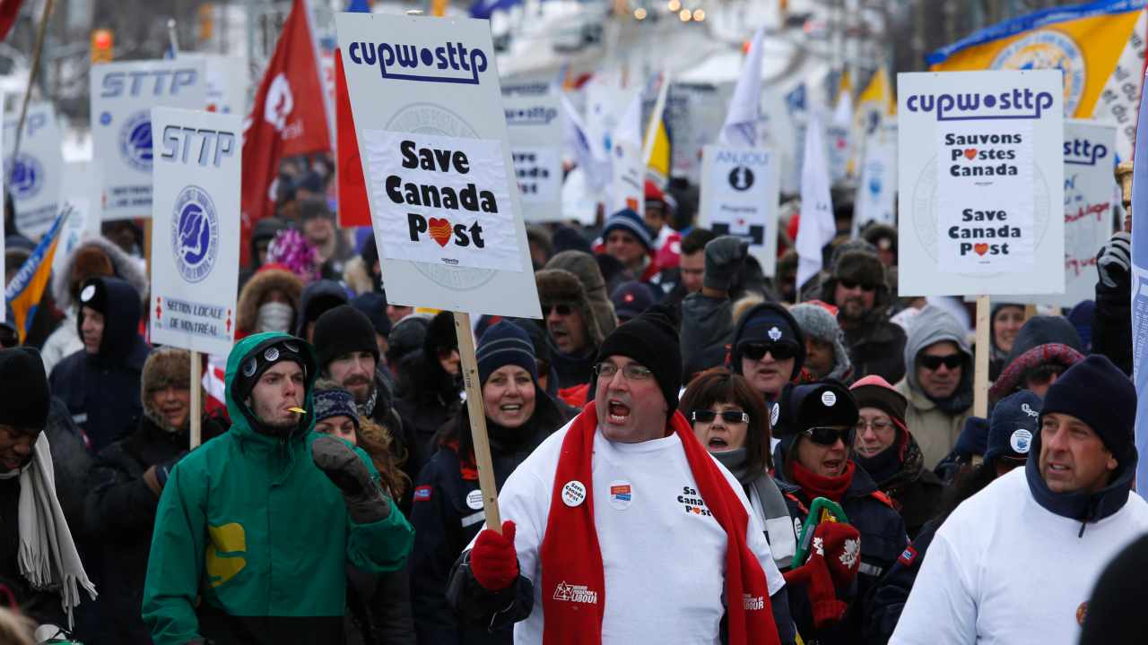 Canada Post asks countries to stop sending mail; Trudeau faces pressure ...