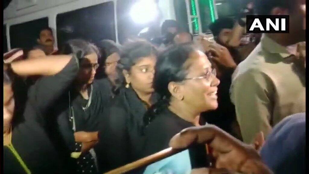 Sabarimala protests: 11 women who reached Pamba in bid to enter temple ...