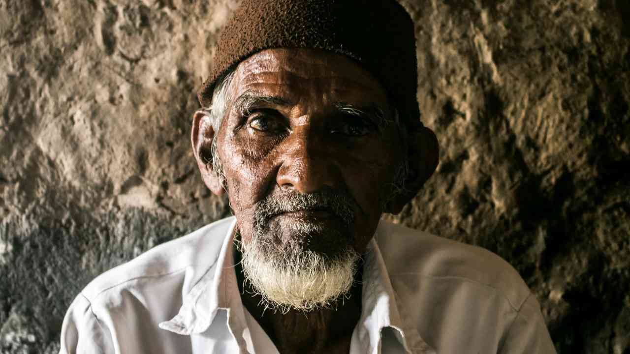 In Karnataka's Boragaon village, the last kalaiwala reflects on his ...