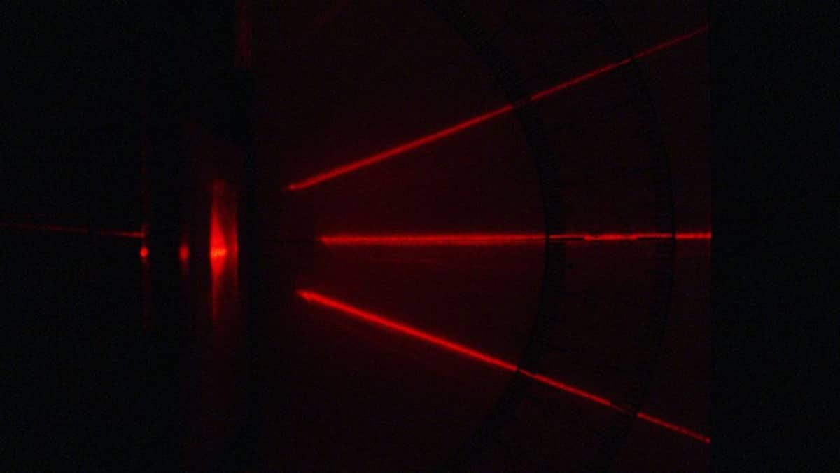 Non-invasive method uses laser flashes to gauge how well burn wounds ...