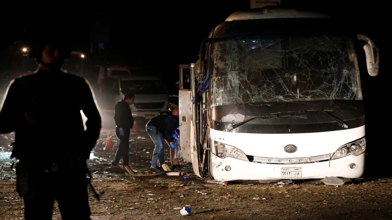 Bomb kills three Vietnamese tourists, local tour guide near pyramids of ...