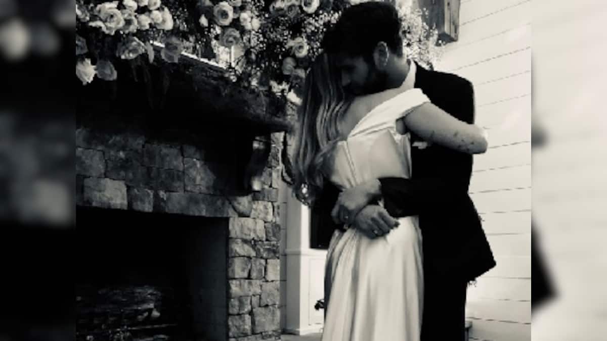 Miley Cyrus, Liam Hemsworth get married in private ceremony, share ...