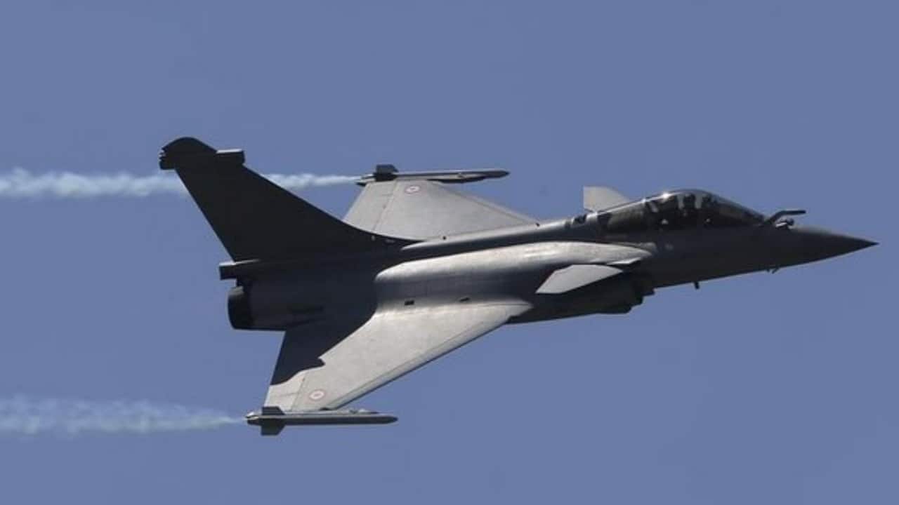 MiG-27 crashes at Pokhran firing range in Rajasthan's Jaisalmer during ...