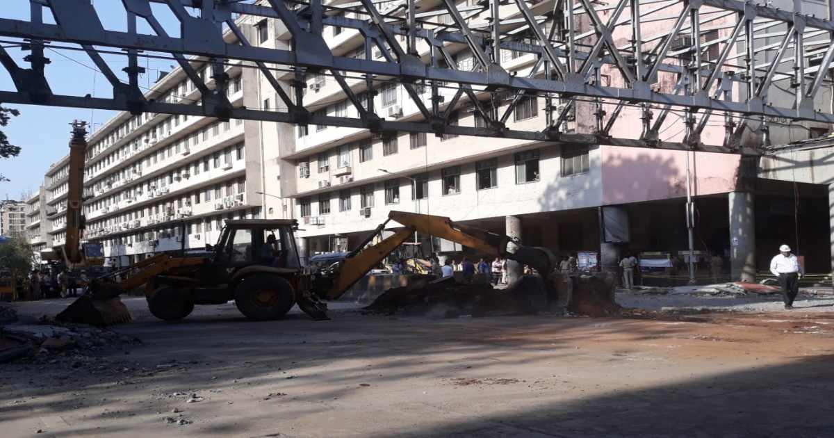 BMC dismantles CSMT foot overbridge which collapsed; will install ...
