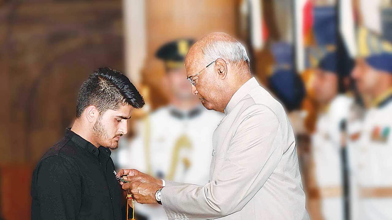 Shaurya Chakra recipient Irfan Sheikh fears going back home-India News ...