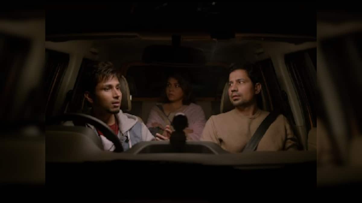 TVF Tripling season 2 review: Amol Parashar, Sumeet Vyas, Maanvi Gagroo ...