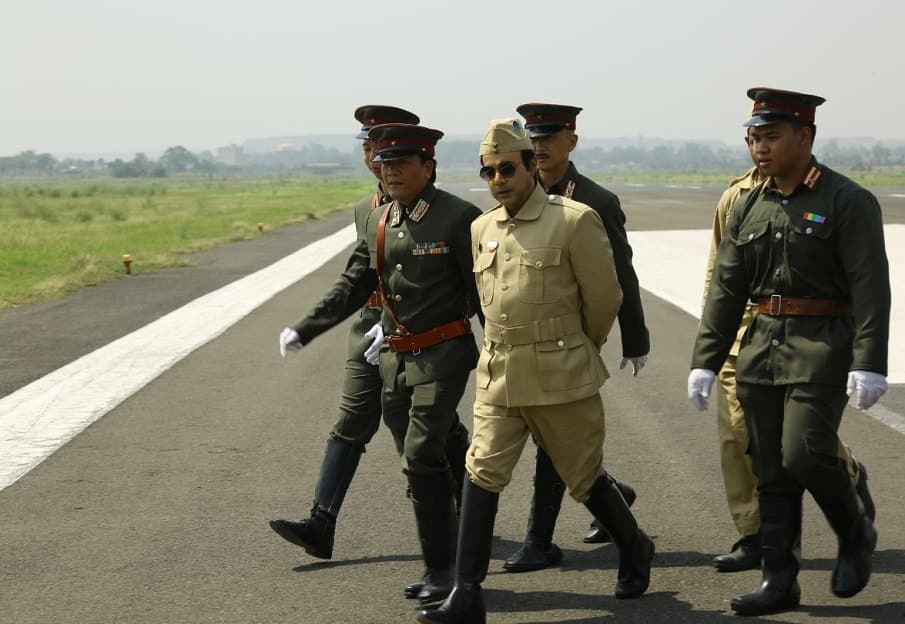 Gumnaami teaser: Srijit Mukherji's film with Prosenjit Chatterji delves ...