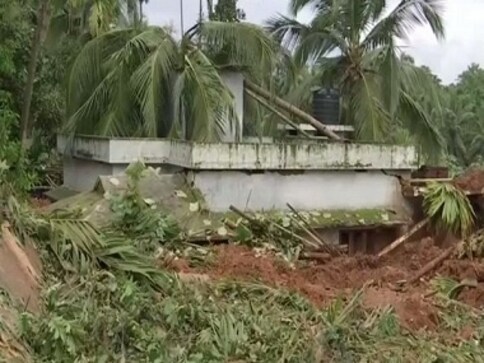 Toll due to landslide in Kerala's Kavalappara mounts to 11; rescue ...