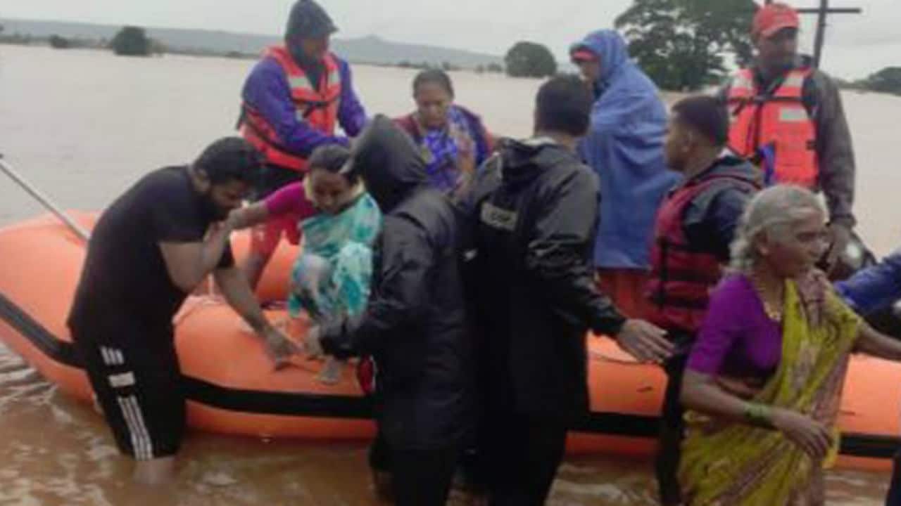 Maharashtra rains: Over 1,000 people rescued by NDRF in flood-affected ...