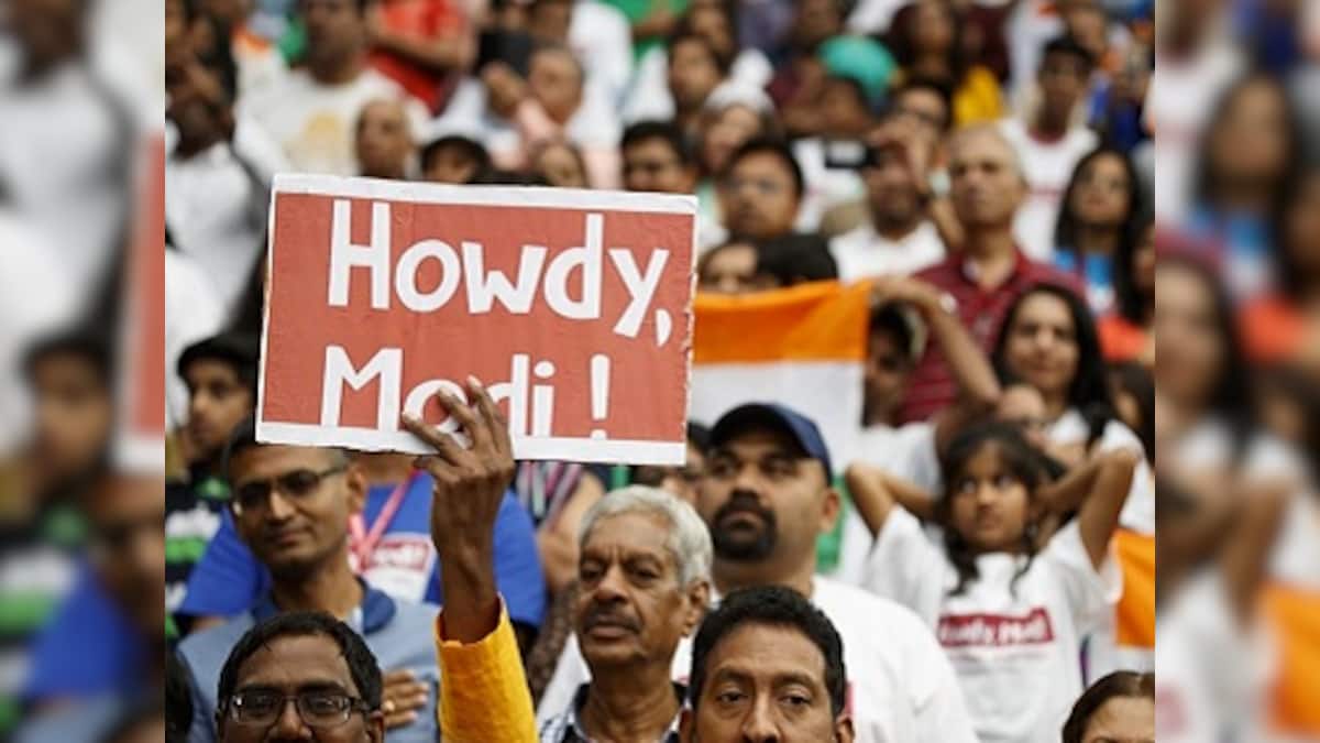 Howdy Modi event in Houston: Thousands join Donald Trump in rare show ...