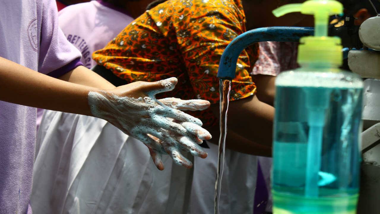Global Handwashing Day 2019: Here's the right way to wash your hands ...