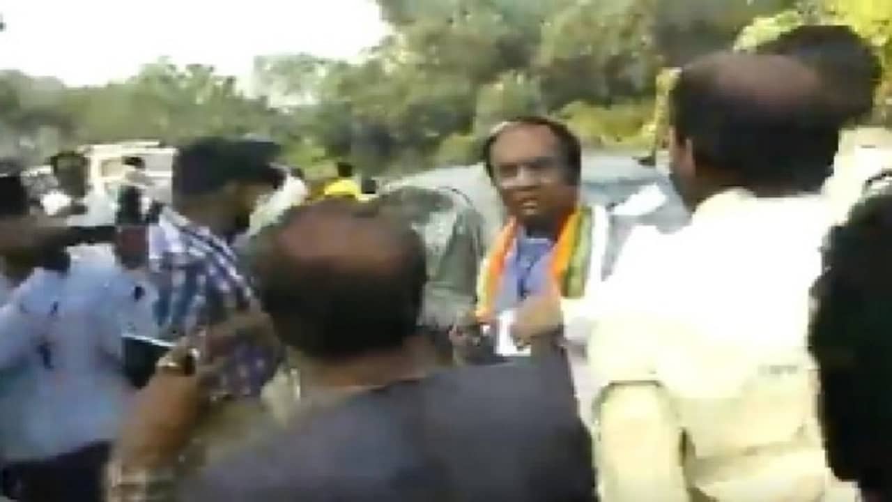 West Bengal Assembly by-election 2019: BJP candidate Jay Prakash Majumdar beaten up by TMC ...