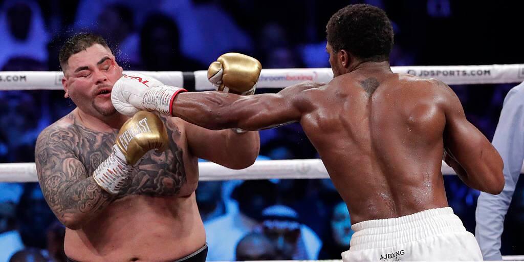 Anthony Joshua boxes smart to outwit 'out-of-shape' Andy Ruiz Jr and ...