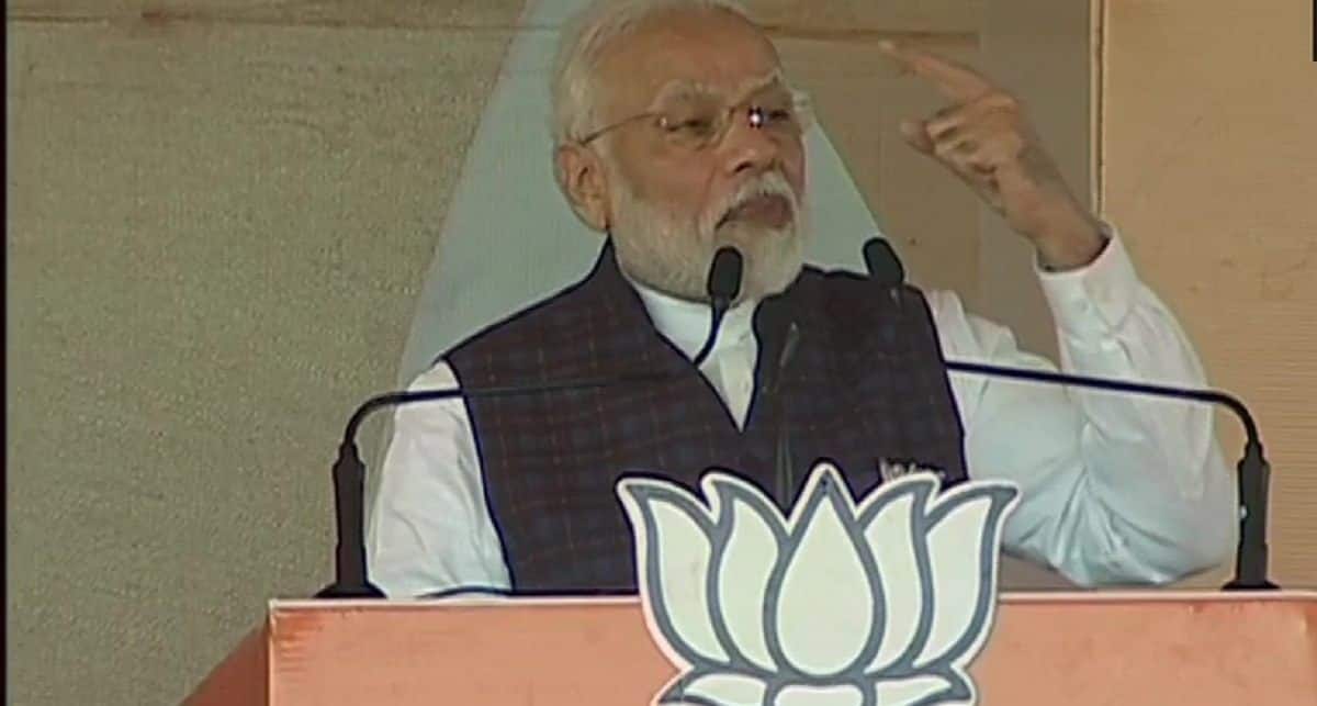 At poll rally in Dwarka, Narendra Modi accuses AAP of practising ...