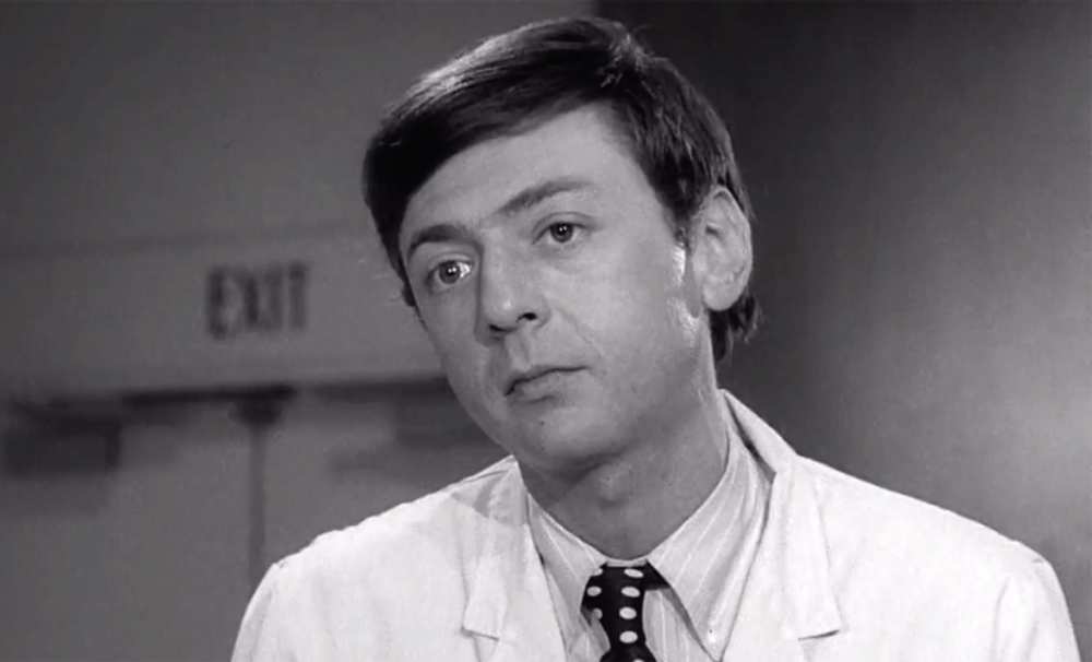 Danny Goldman, veteran actor and voice artist of Brainy Smurf in Hanna ...