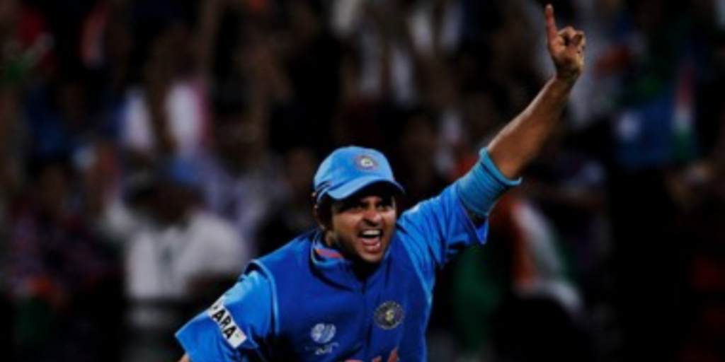 'Lean forward and get ready to catch': Suresh Raina recalls Rahul ...