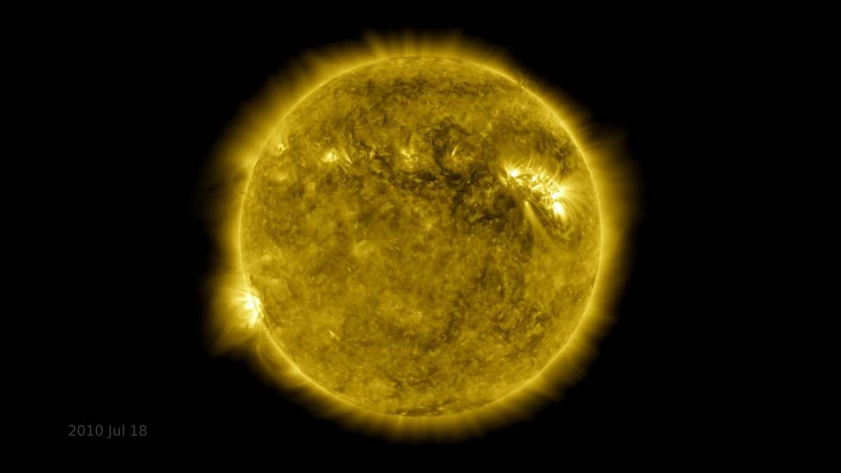 NASA turns the Solar Observatory's images into a time lapse of the Sun ...