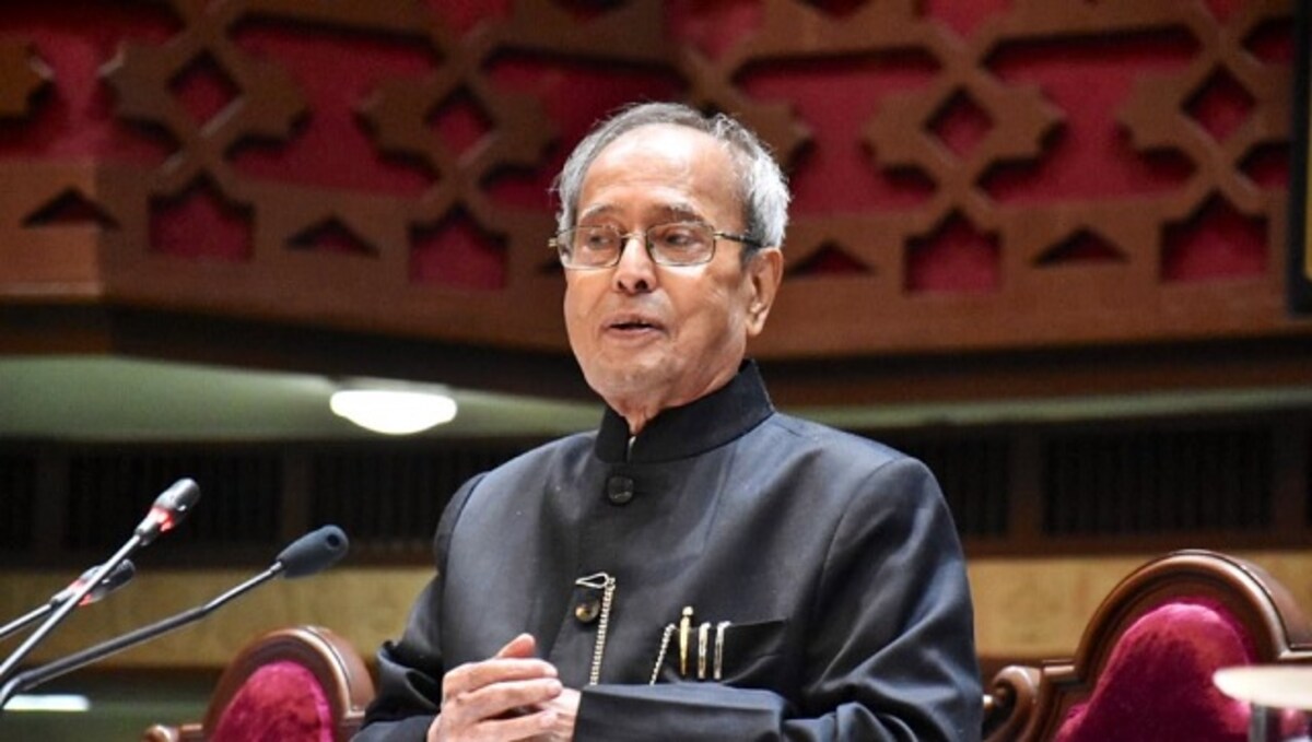 Pranab Mukherjee Height