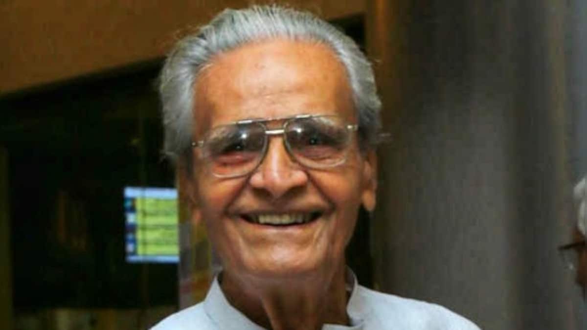 Monu Mukherjee, veteran Bengali actor, passes away aged 90 following a ...
