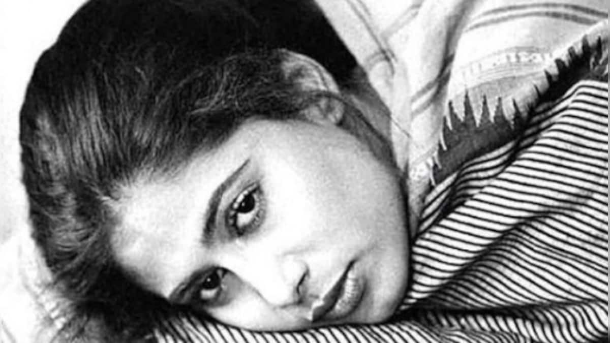 Prateik Babbar remembers mother Smita Patil on her 34th death ...