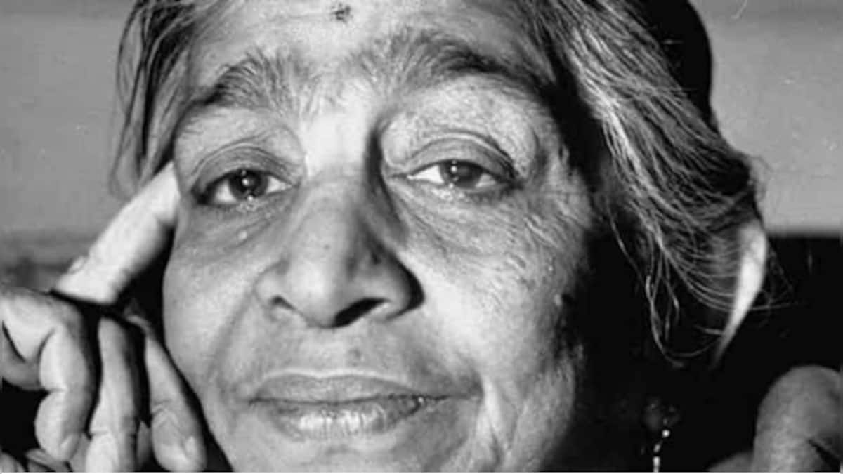 Sarojini Naidu's birth anniversary: Remembering 'Nightingale of India ...