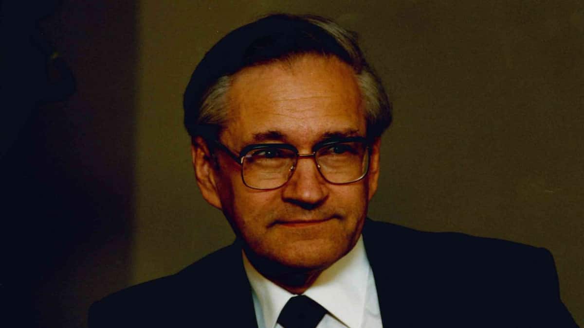 Chemistry Nobel prize awardee Richard Ernst dies at the age of 87 ...