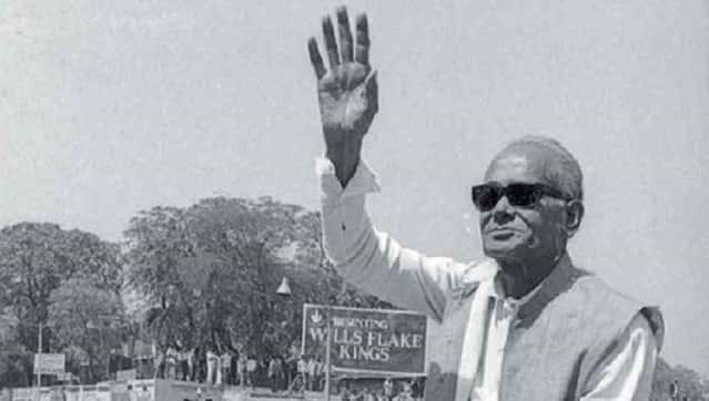 Jayaprakash Narayan birth anniversary: Check interesting facts about the 'Lok Nayak' here