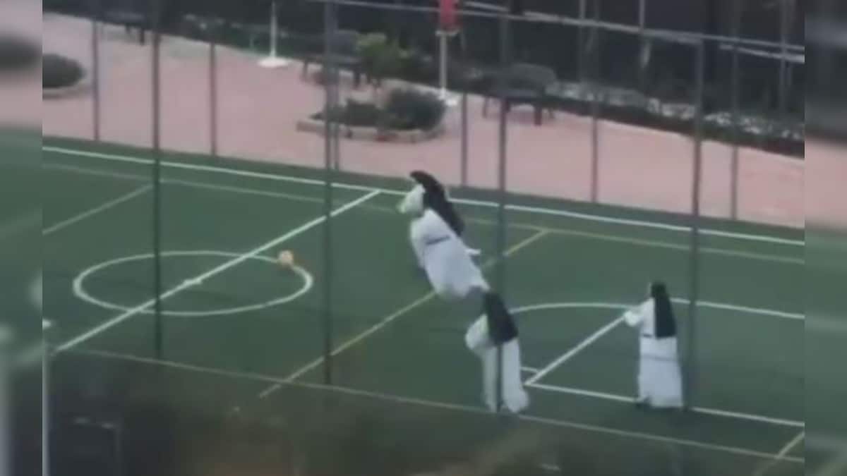 Netizens cheer as four Italian nuns play football, watch viral video ...