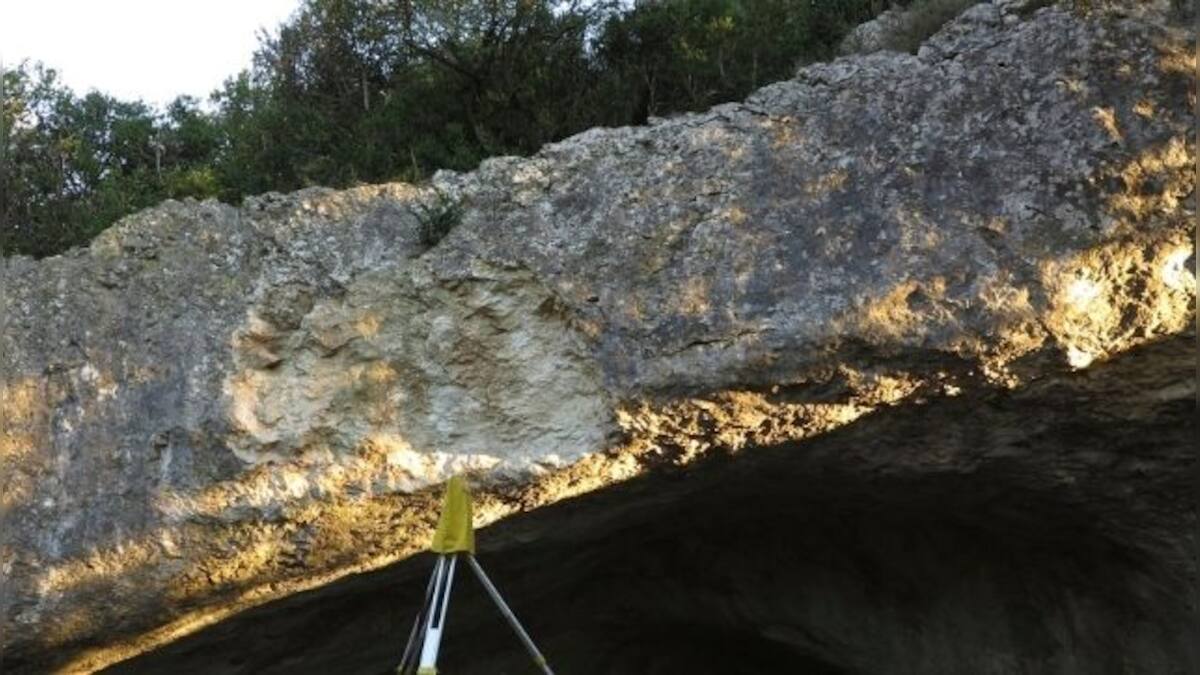 French cave tells new story about Neanderthals, early humans – Firstpost