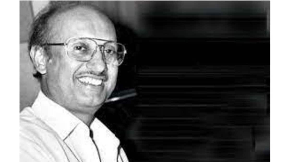 On Manmohan Desai's birth anniversary, remembering filmmaker swathed In ...