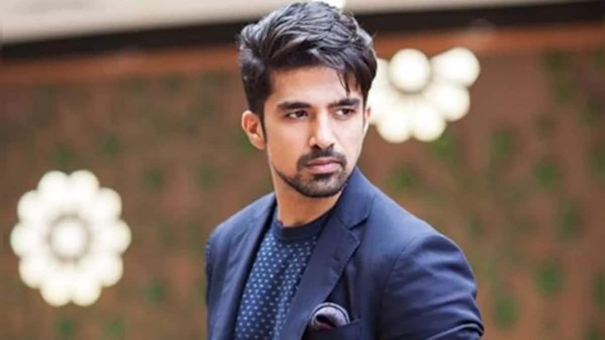 Saqib Saleem birthday: A look at the actor's bond with sister Huma ...