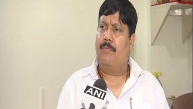 West Bengal: After criticising Centre, BJP MP Arjun Singh shares dais ...