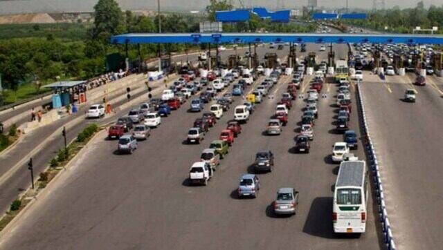 Separate lane at toll plazas on Mumbai-Pune Expressway for vehicles ...