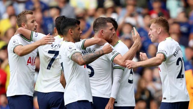 Premier League: Conte, Tuchel see red as Kane salvages Spurs' draw at ...