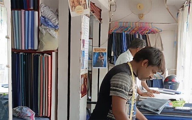 Tailors across the nation offer Yash's Rocky Bhai-styled suits from KGF ...