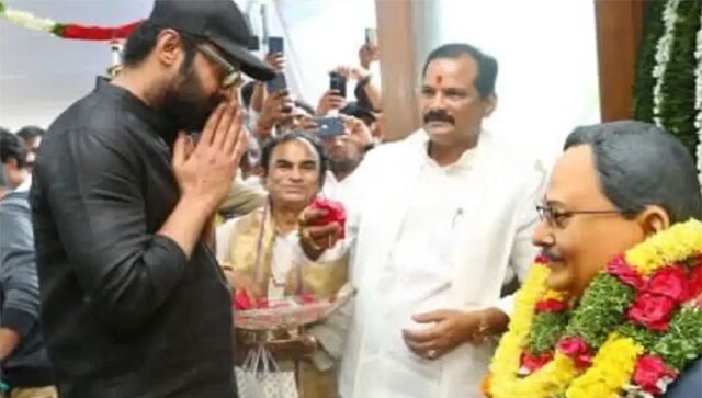 Prabhas attends late uncle Krishnam Raju’s condolence meet in his ...