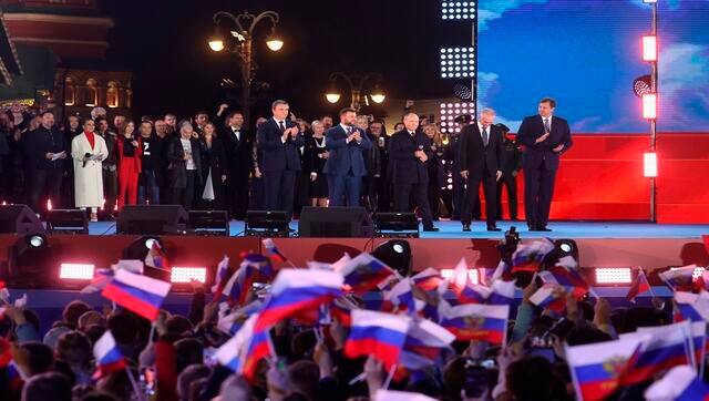 Putin signs laws annexing four Ukrainian regions