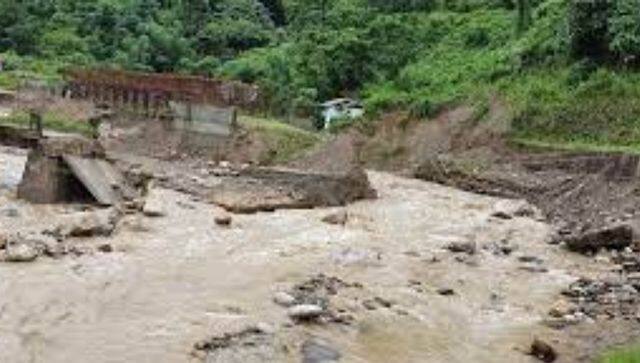Arunachal Pradesh: Heavy rains trigger flood-like situation, high alert ...
