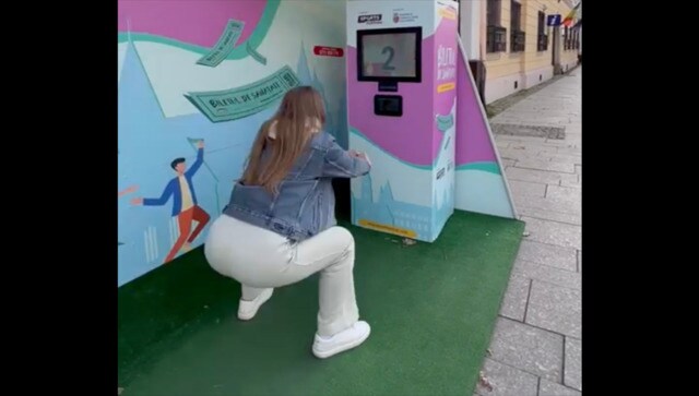 Watch: People receive free bus rides if they do 20 squats in Romania