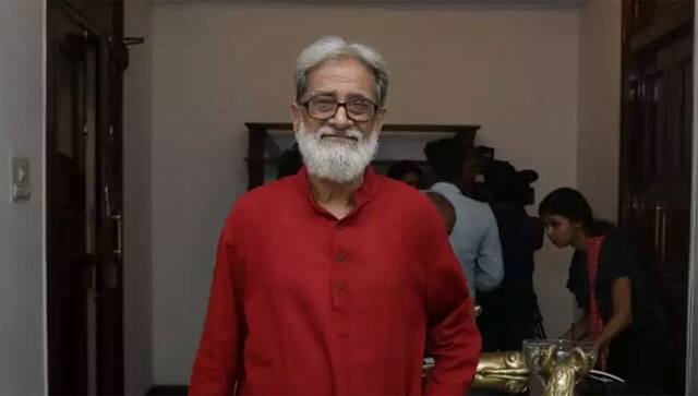 Veteran actor Bibhash Chakraborty hospitalised after heart attack-Entertainment News , Firstpost